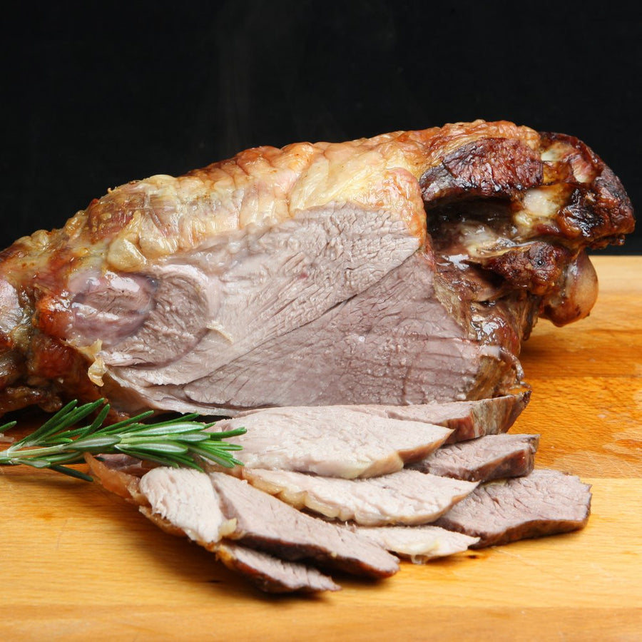 Organic Lamb, Meat Boxes UK, Butcher Farms Near Me – Graig Farm